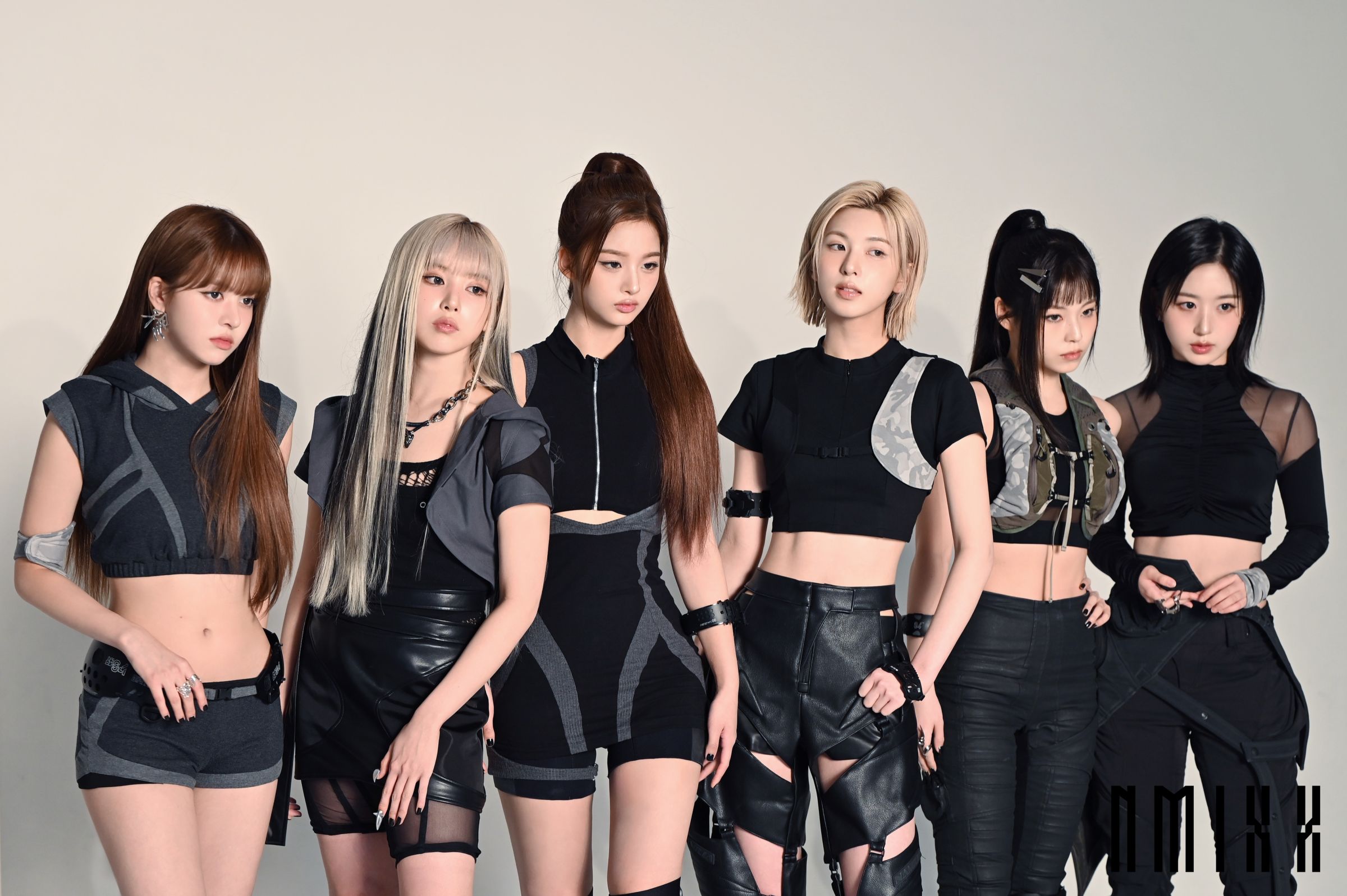 「特種兵女團」NMIXX再度來襲！4 月連續 2 天林口體育館開唱 5